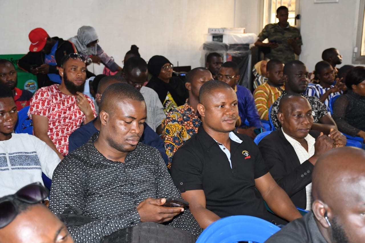 Mairie de Matoto :200 jeunes reçoivent leur attestation de formation ...